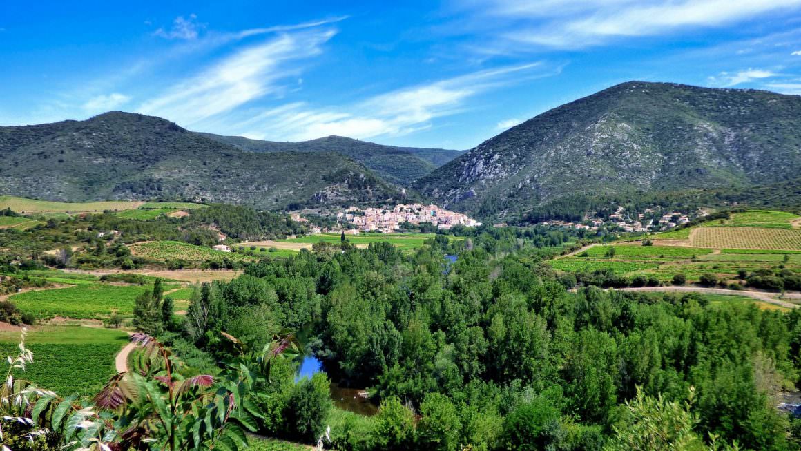 Visiter Roquebrun, le "Petit Nice du Languedoc"